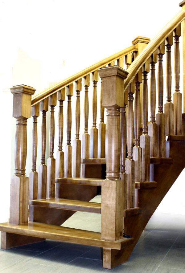 Spindle Factory-Open and Closed Rise Cut Stringer Stairs